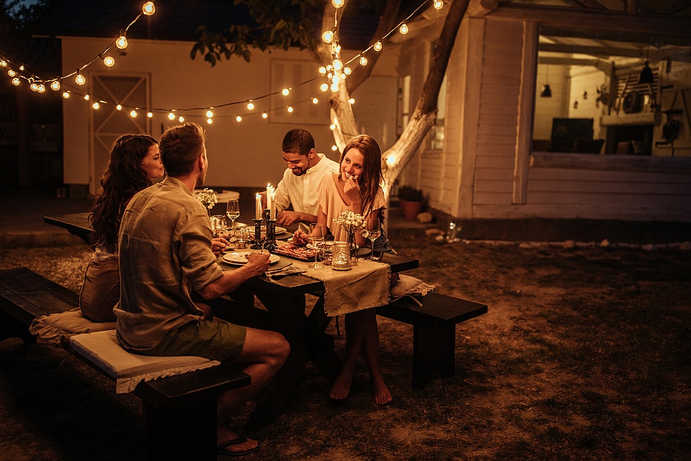 Enjoy The Amazing Family Dinner At Home With The Exquisite Decor Ideas ...
